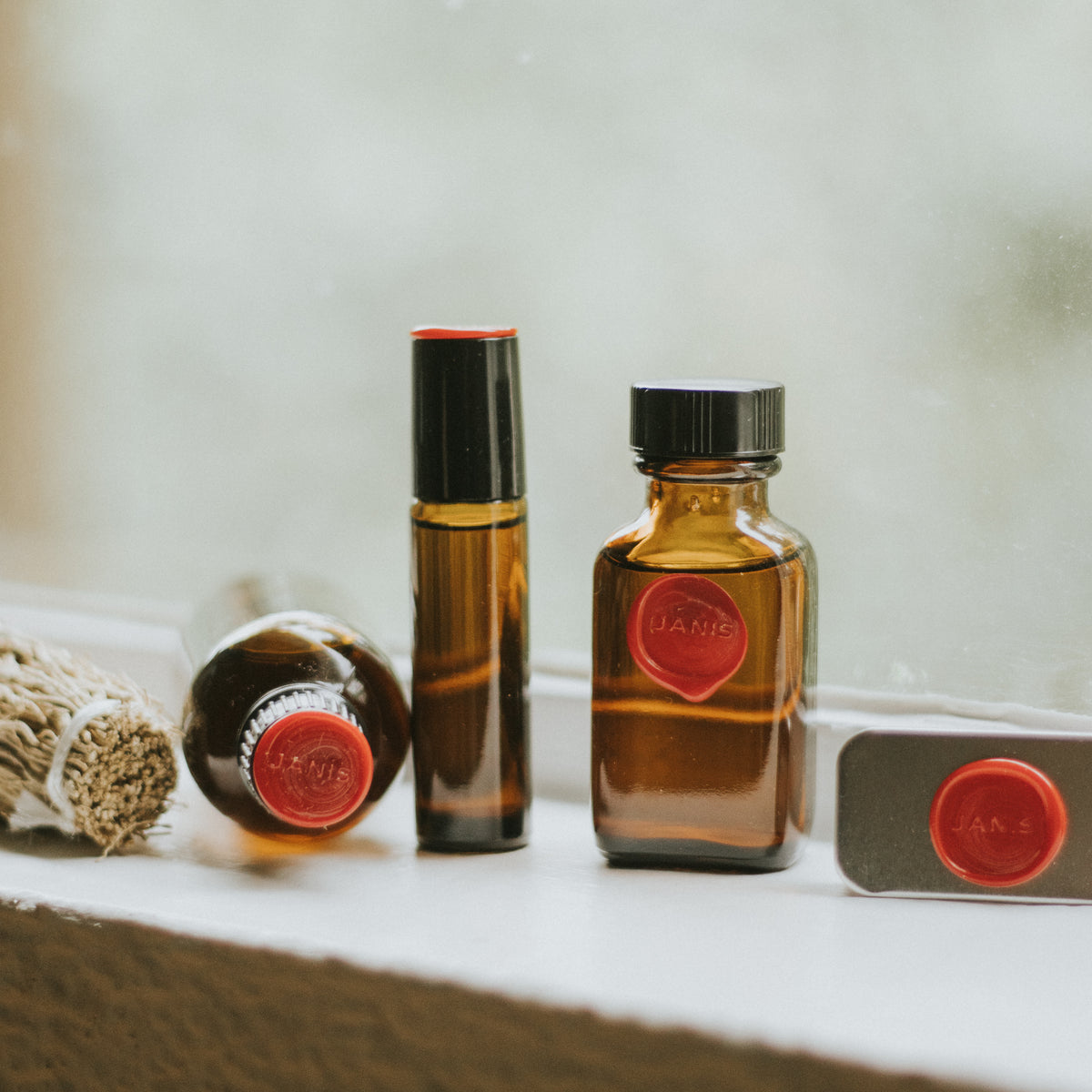 JANIS PERFUME OIL – Noah Marion